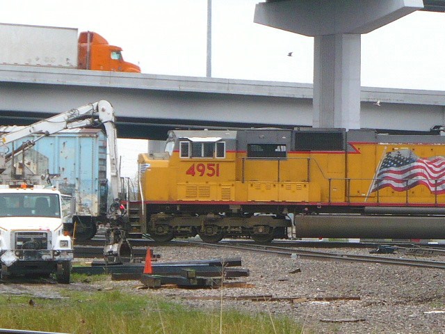 UP 4951